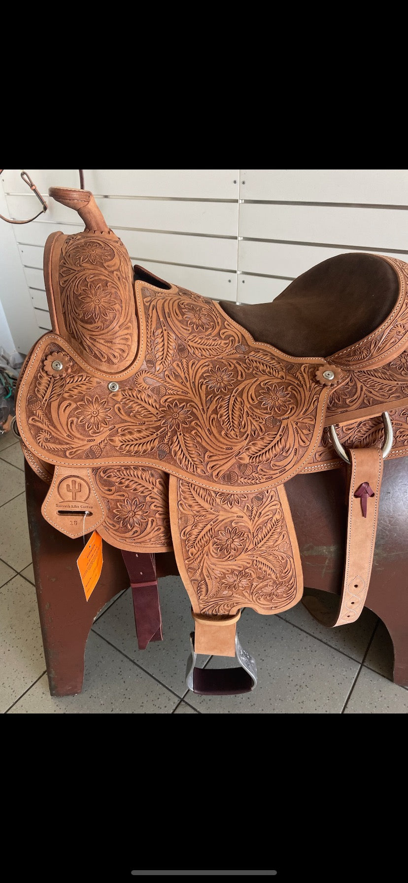 Western Carved Saddle — Toprail Equine